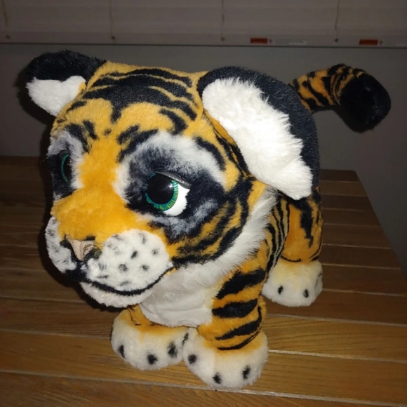 Furreal | Toys | Furreal Roaring Tyler The Tiger | Poshmark